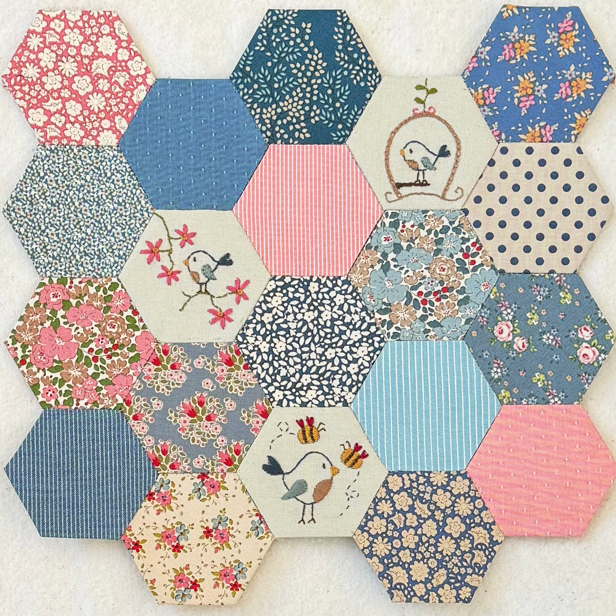 Fig 'n Berry Creations~ Little Bluebird Hexagons- BOM~ 12 months – MillyMac Supplies